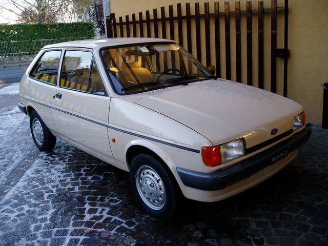 Vendo Ford Fiesta 950