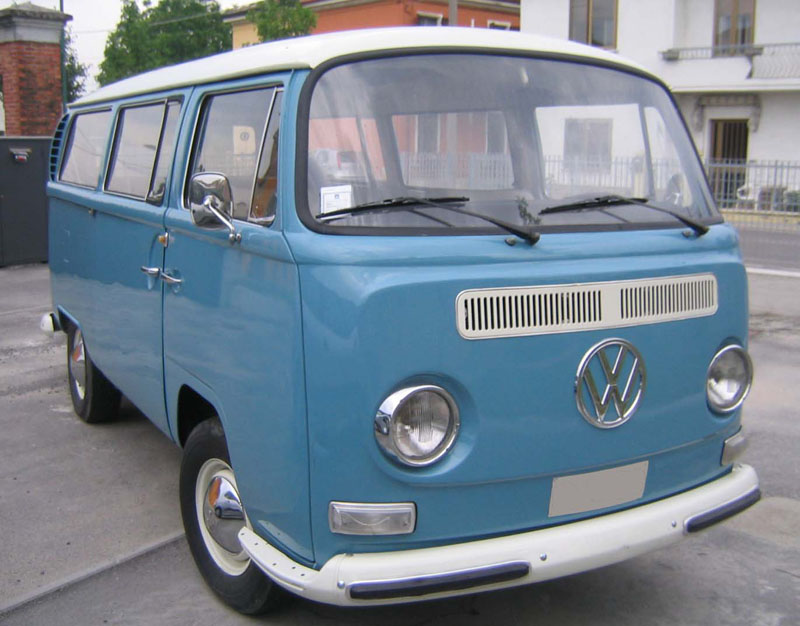 For sale Volkswagen T2 Combi 9 Places