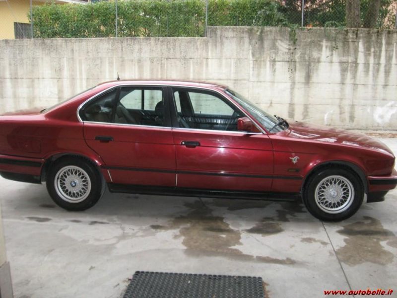 Vendo BMW 520I 24V E 34