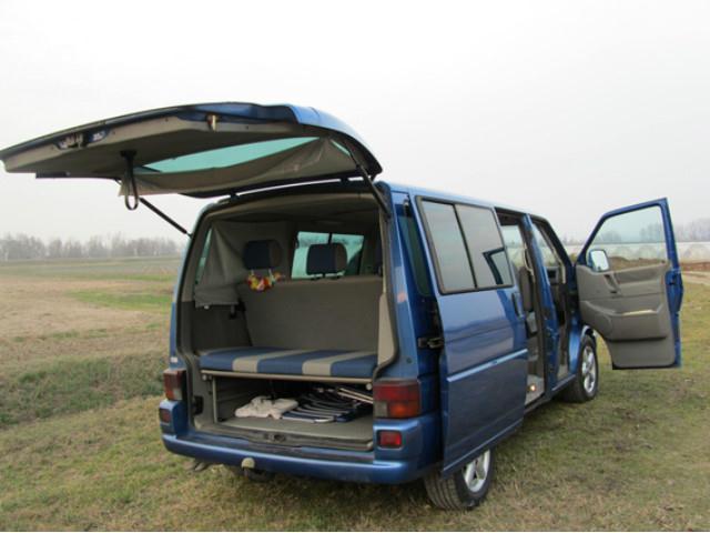 Vendo Volkswagen Multivan T4 MOD. ATLANTIS