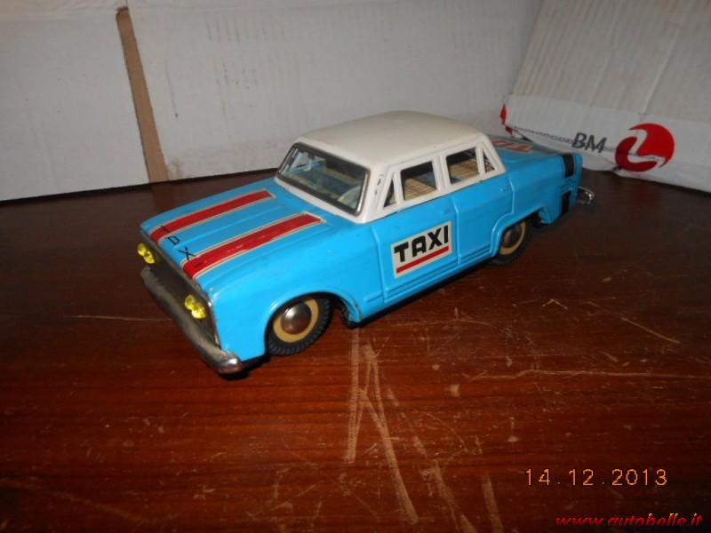 Vendo Disponibili diversi giocattoli d'epoca in latta