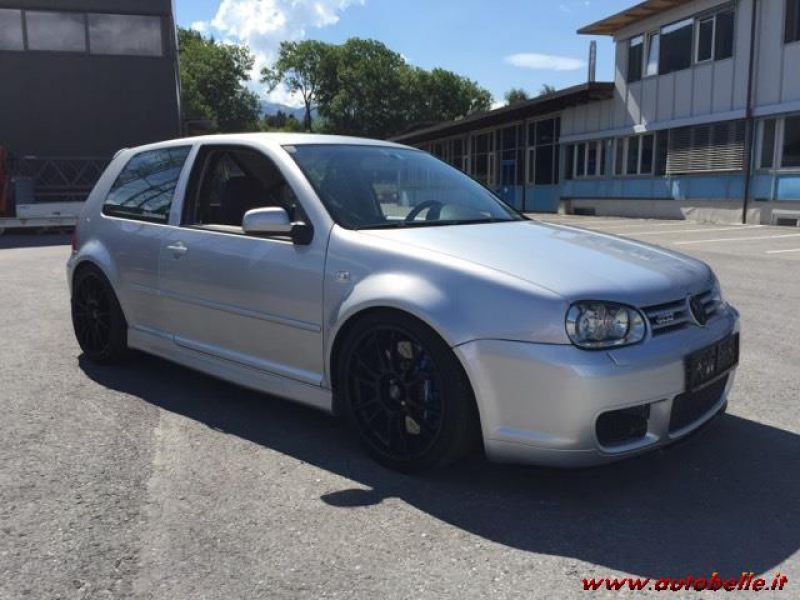 Vendo Volkswagen Golf R32 Turbo