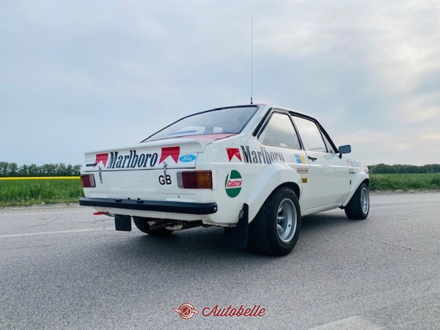Vendo Ford Escort Gr4 Rally Car "Post Classic -David Sutton Cars